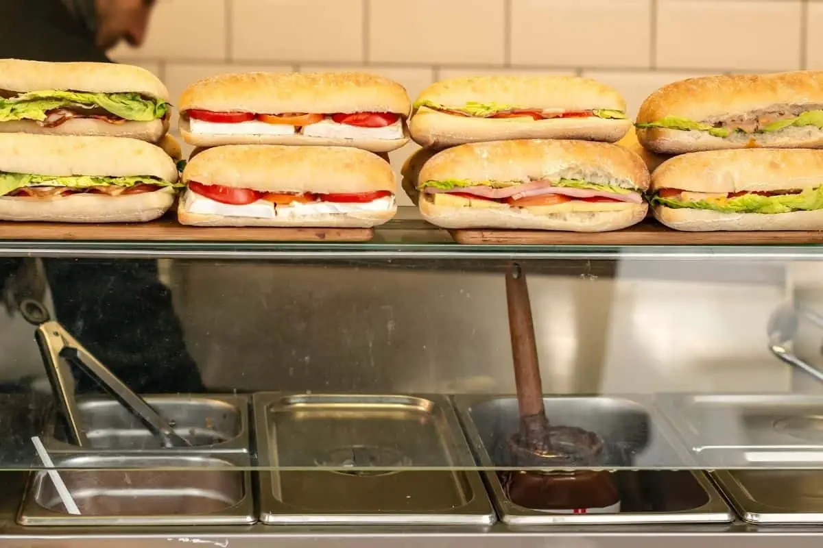 Best Ways To Reheat Subway Sandwiches (A Complete Guide) – topfoodinfo.com