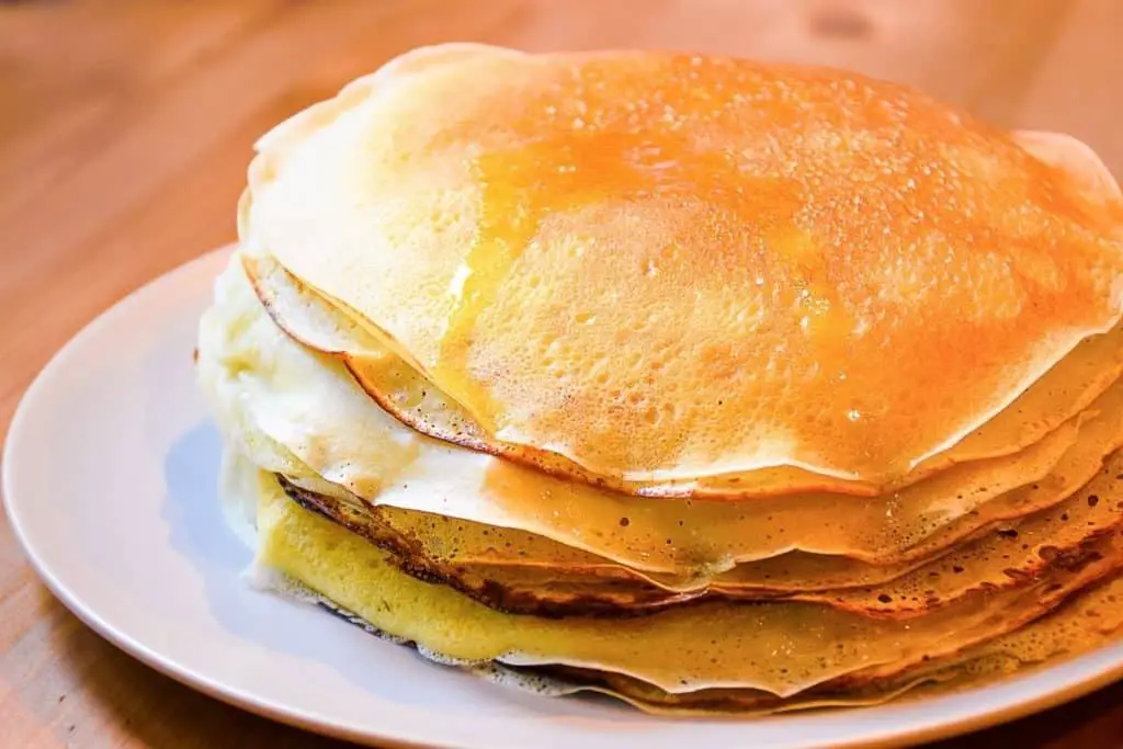 Is It Safe To Eat Undercooked Pancakes? – topfoodinfo.com